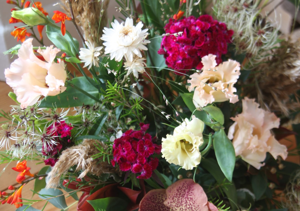 Jessica Lila Florist Worthing Order Online or 01903 389014